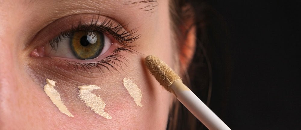 Concealer Trick Celebrities Use to Hide Wrinkles and Look Years Younge ...